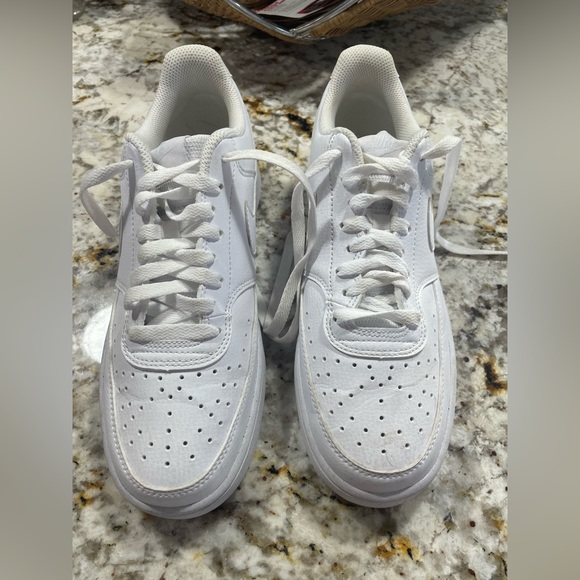Nike | Shoes | Nike Court Sneaker White On White Euc | Poshmark